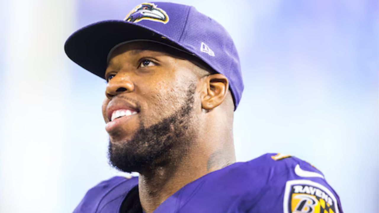Terrell Suggs, A Former Super Bowl Winner, has been Charged with ...