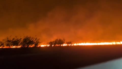 Massive Miami-Dade Wildfire Rages for Fourth Day – Roads Shut, Smoke ...