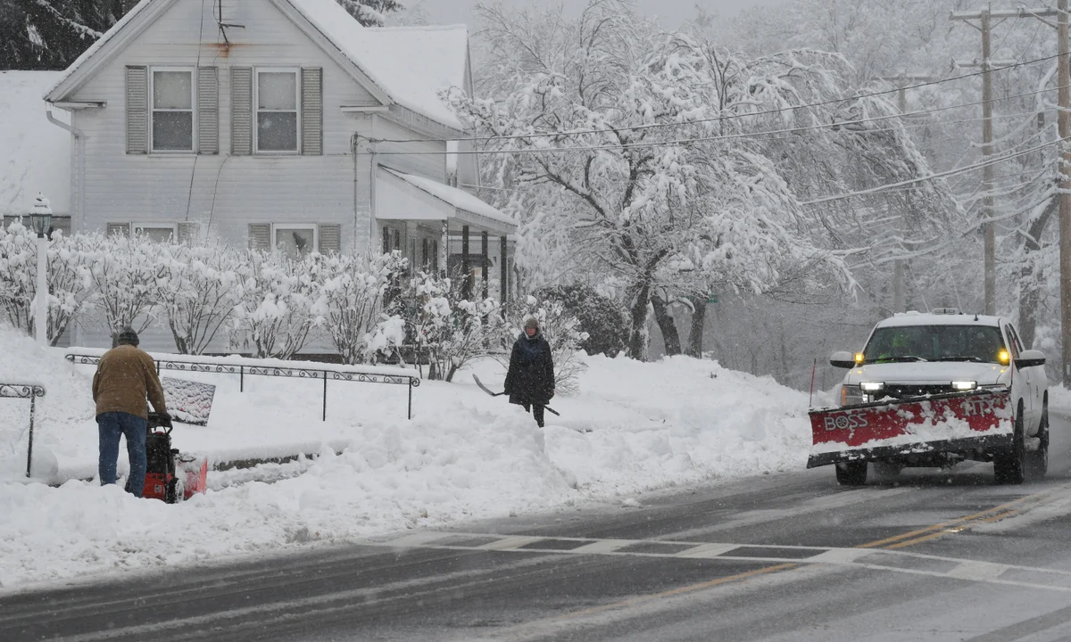 Rhode Island Faces Brutal Winter Storm: Up to 15 Inches of Snow, Power ...